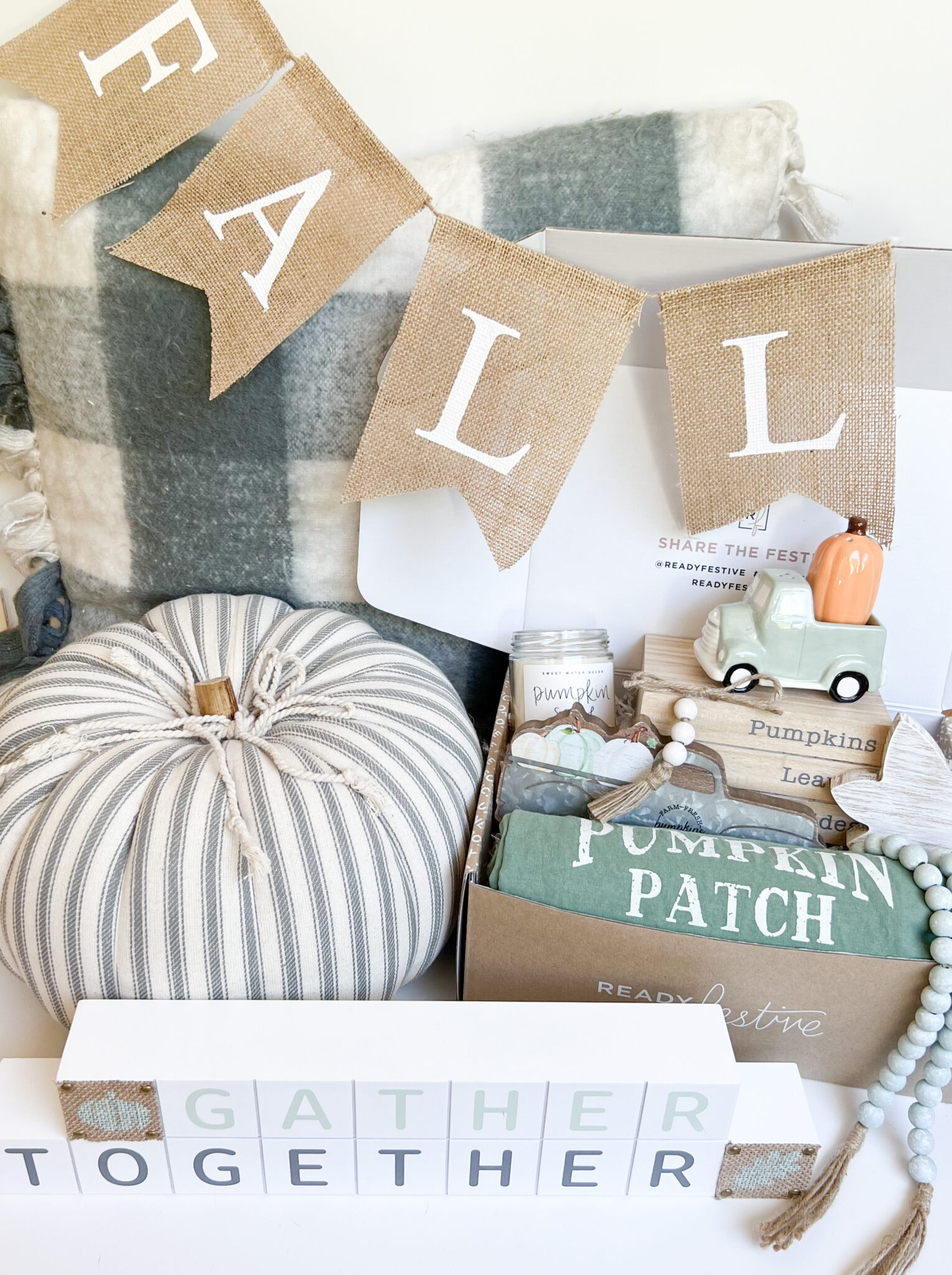 What's in the Box - ReadyFestive